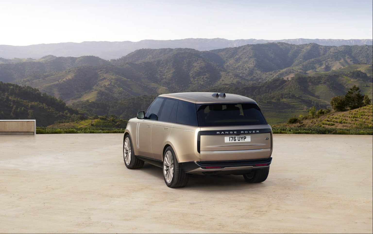 New 2022 Range Rover revealed - Magneto magazine