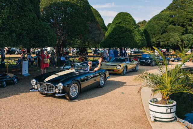 Peter and Merle Mullin honoured at Historic Awards - Magneto