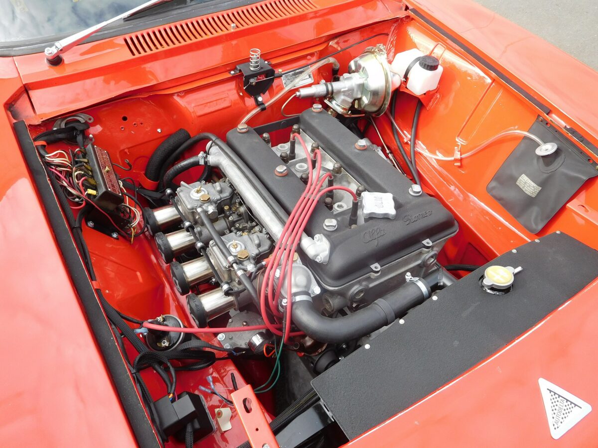 Alfa Romeo Giulia 105 series coupé buying guide from Magneto magazine ...