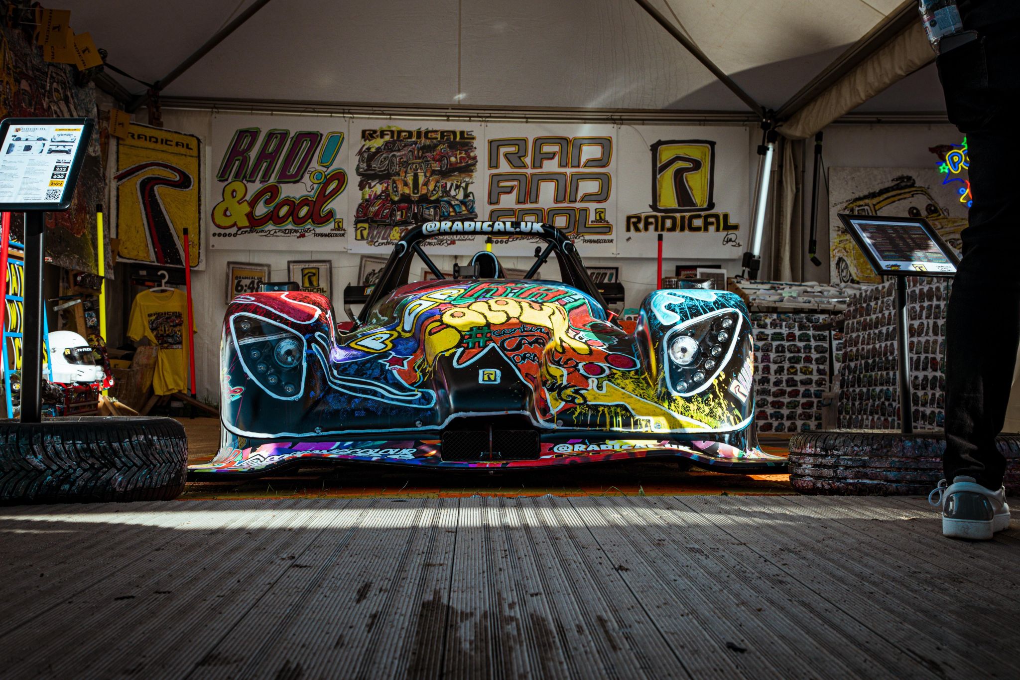 'Rad and Cool' PopBang Colour Radical SR3 art car revealed - Magneto