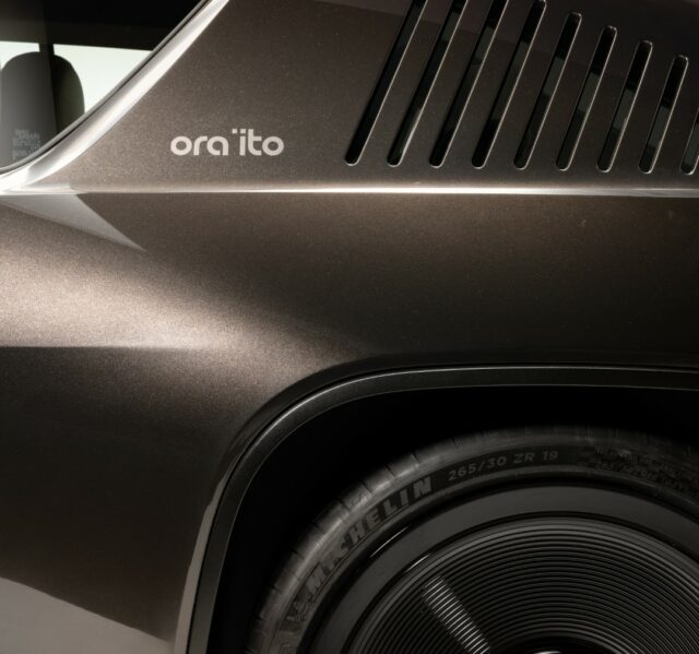 Renault 17 reborn as a one-off all-electric R17 restomod at Maison5 in ...