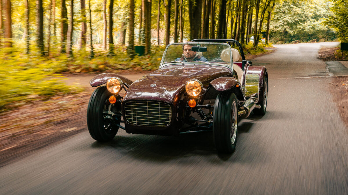 Caterham Super Seven 600 is a retro throwback for the 21st century ...