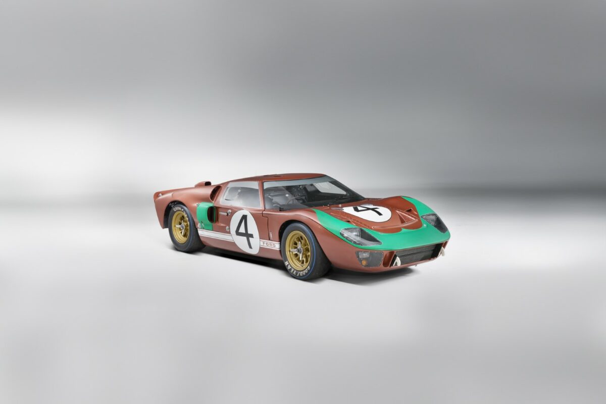Ex-Fangio and Moss Silver Arrow Streamliner to be auctioned by RM ...