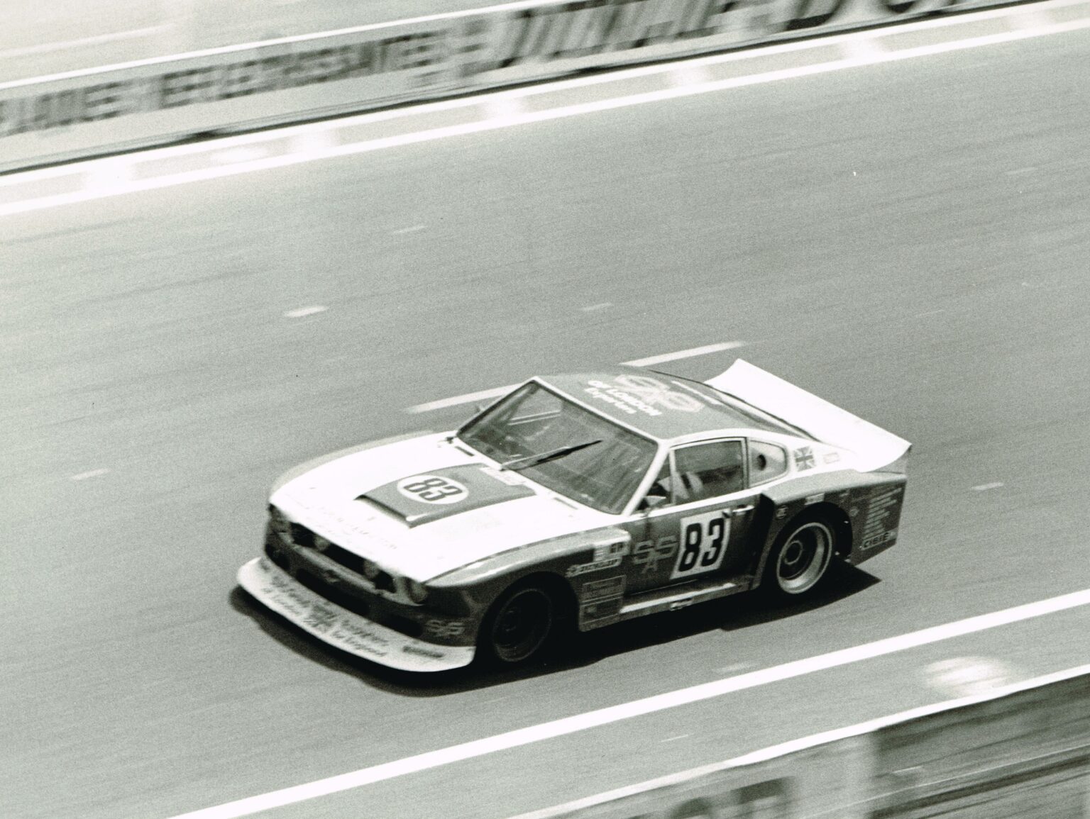 British Aston Martin racer and dealer Robin Hamilton has died aged 77 ...