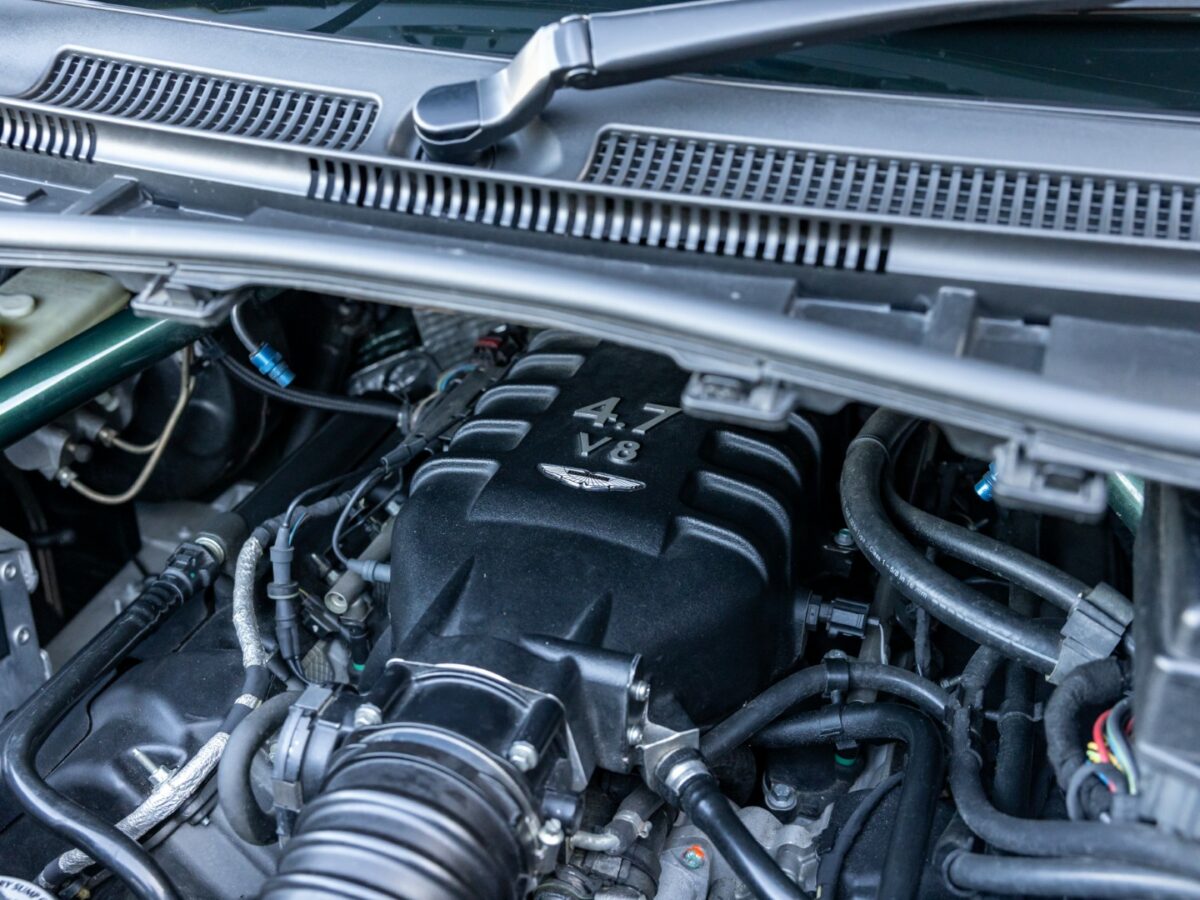 Nicholas Mee offers unique and bonkers V8-powered Aston Martin Super ...