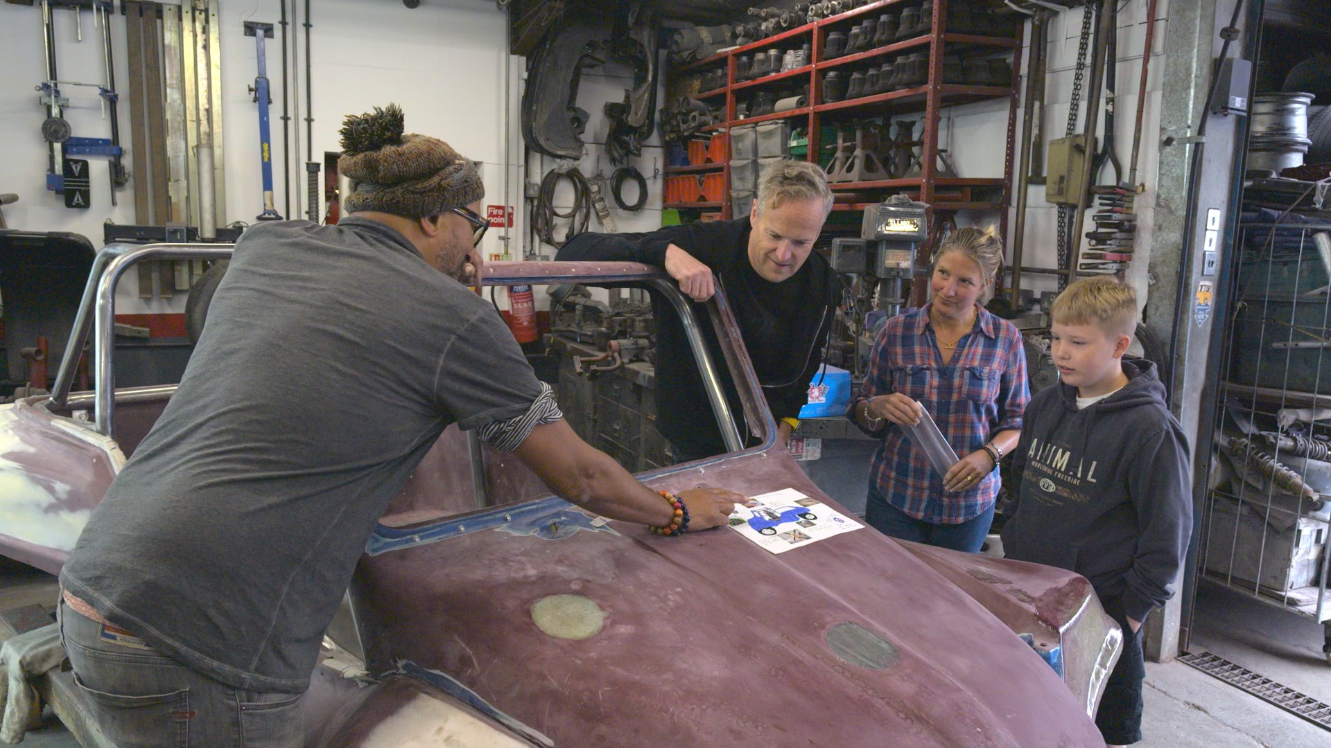 TV's star mechanic Fuzz Townshend talks classic car restoration ahead ...