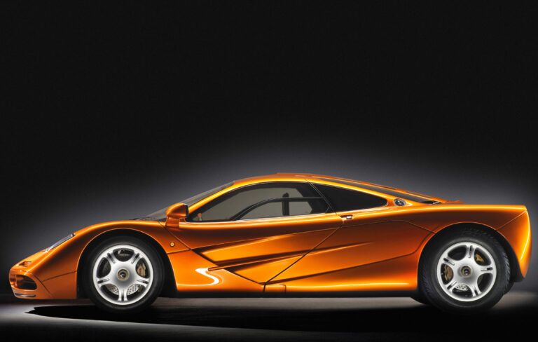 McLaren Automotive announces it is to merge with EV start-up Forseven ...