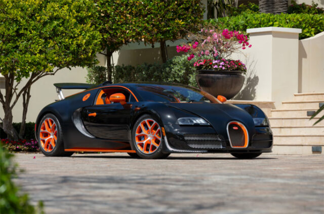 Mecum Indy 2025 sees Ford GT Roadster lead 3000 lots over eight-day ...